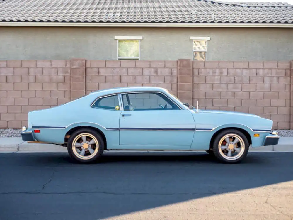 Embracing Timeless Style: Exploring the Enduring Allure of the 1977 ...