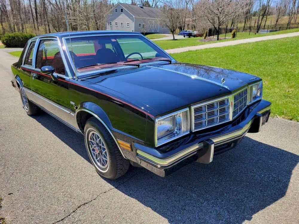 Unraveling the Legacy: Exploring the 1980 Pontiac Phoenix LJ