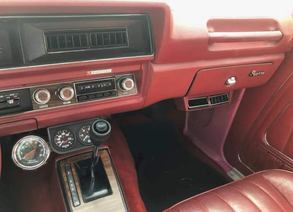 Reviving the Legacy: Exploring the Iconic 1978 Pontiac Sunbird Sport Safari