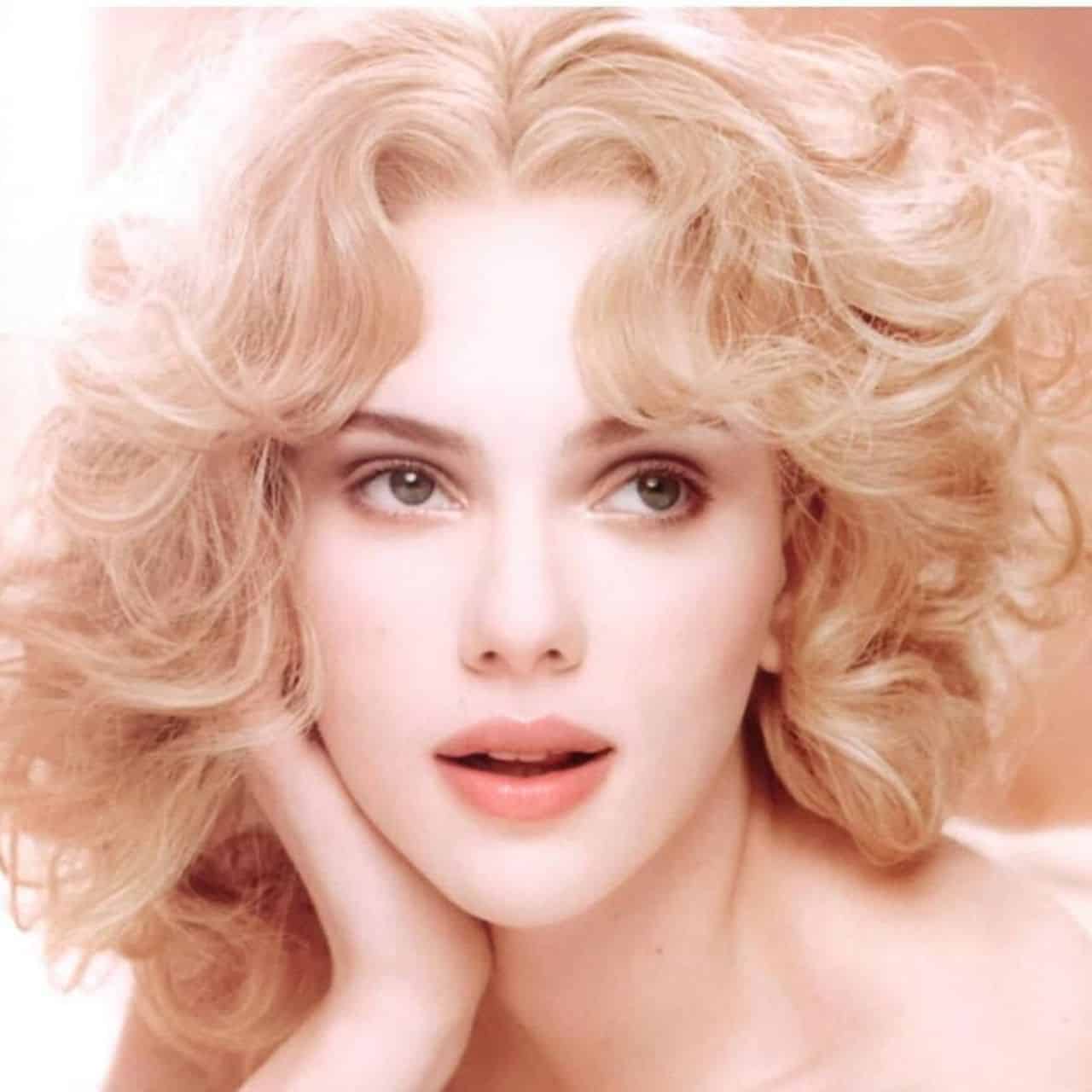 The Iconic Charm of Scarlett Johansson's Curls